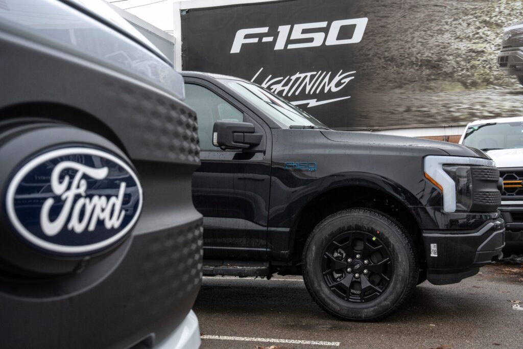Video: Brand new Ford truck becomes federally-protected after a unique ...