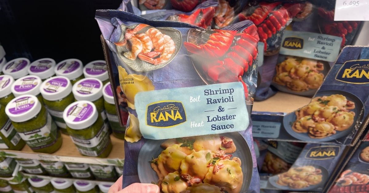 15 high-end gourmet foods you can get at Costco for fast food prices