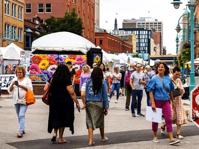 15 fine arts and craft shows in the Milwaukee area for 2026