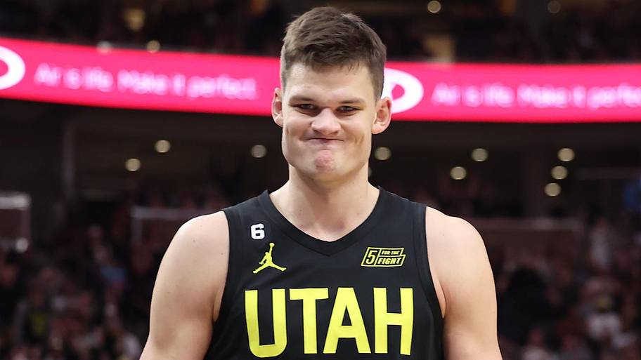 Lakers' path to landing Walker Kessler isn't as simple as an offer sheet