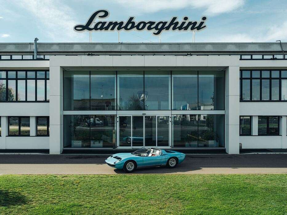 Lamborghini Ad Personam compie 20 anni: storia, evoluzione e nuovo ...