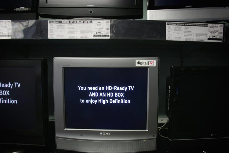 End of Freeview? UK looks to 'switch off terrestrial TV' and replace it ...