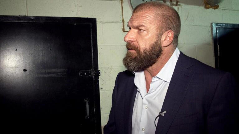 WWE star signs new deal with major career move