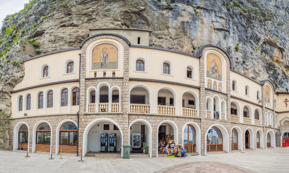 16 less crowded religious landmarks around the world with strong visual ...