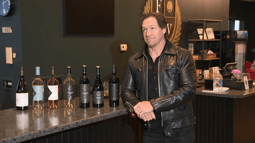 OneRepublic's Zach Filkins hosts Memorial Day weekend bash at Filkins ...