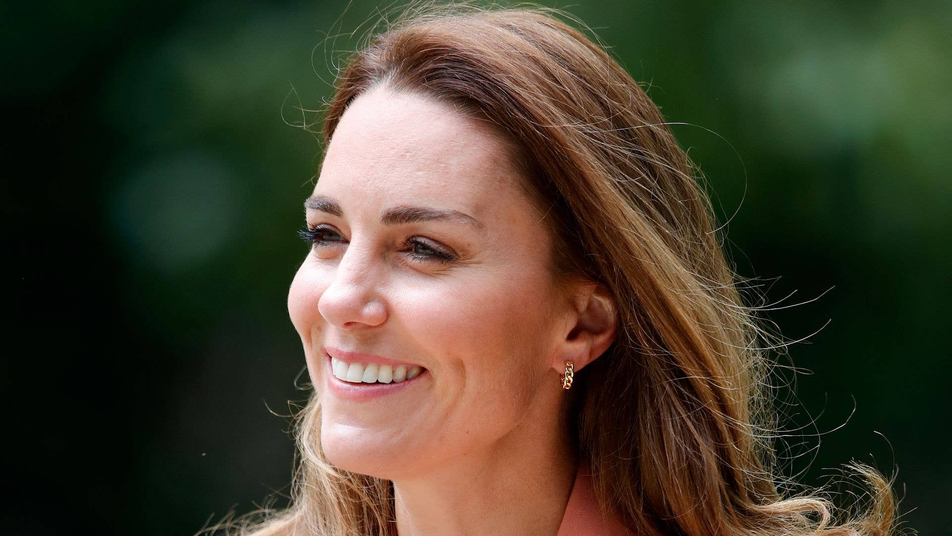 Princess Kate's famous doppelganger revealed in unearthed photo