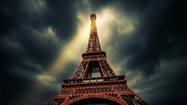 Is the Eiffel Tower falling apart? The hidden battle against rust