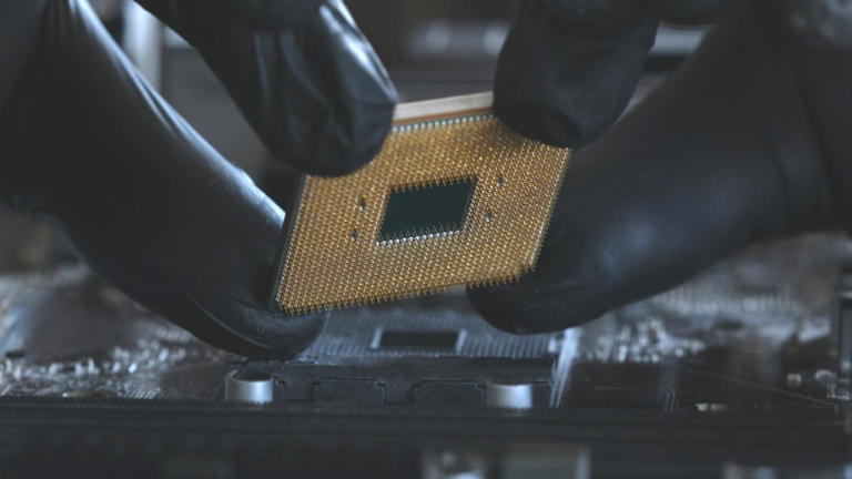The world’s largest chip-assembly house just said its advanced ...