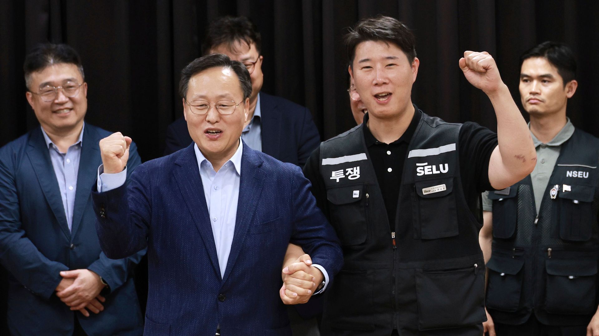 Samsung in Südkorea: Mitarbeiter verzichten auf Streik und sollen 300. ...