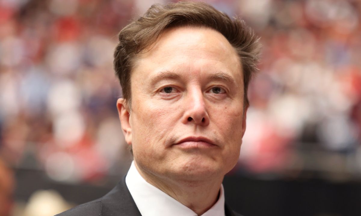 Elon Musk won't get paid his new SpaceX bonus until 1 million people ...