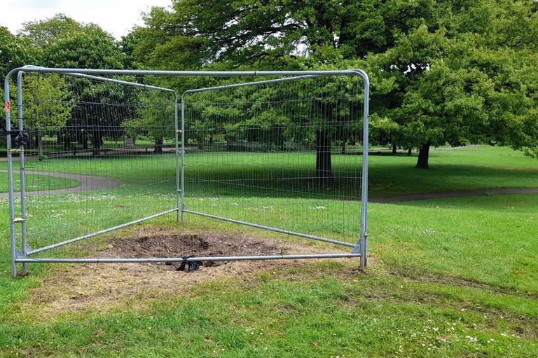 Brian Clough statue sidelined from Albert Park for specialist repairs ...