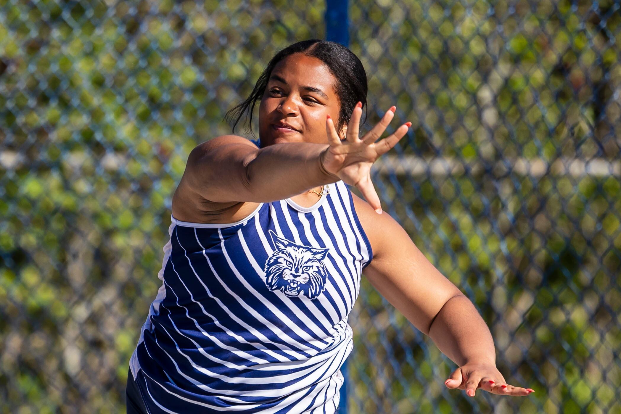 Four-time champ turns into super sub on record-setting relay as Western ...