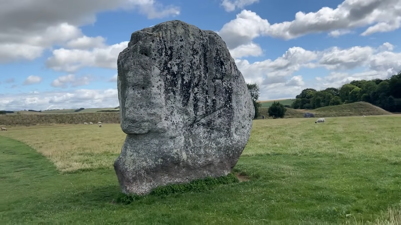 England’s largest stone circle hides a dark secret buried for thousands ...