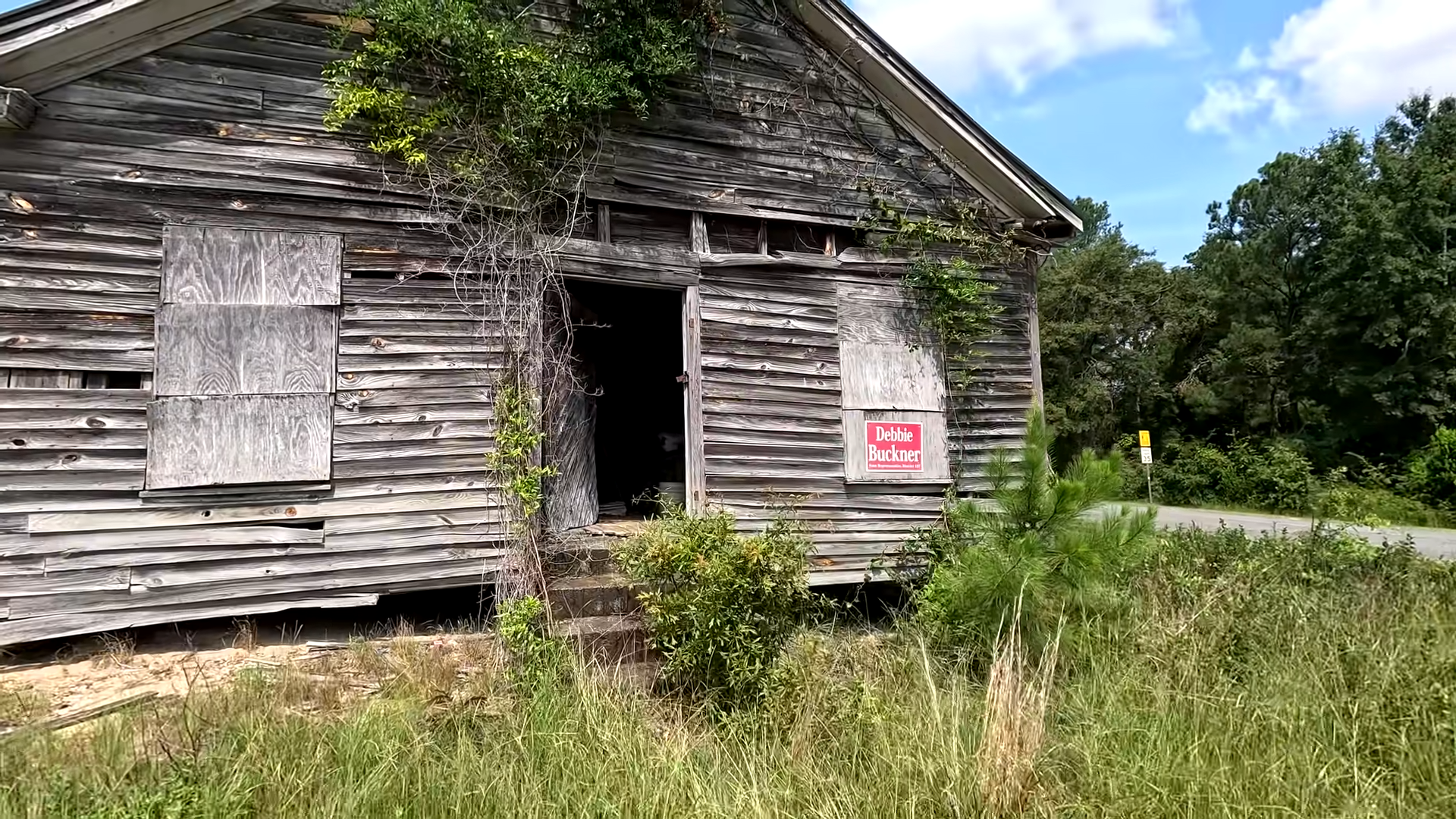 They opened the door to an old store - and learned it used to display ...