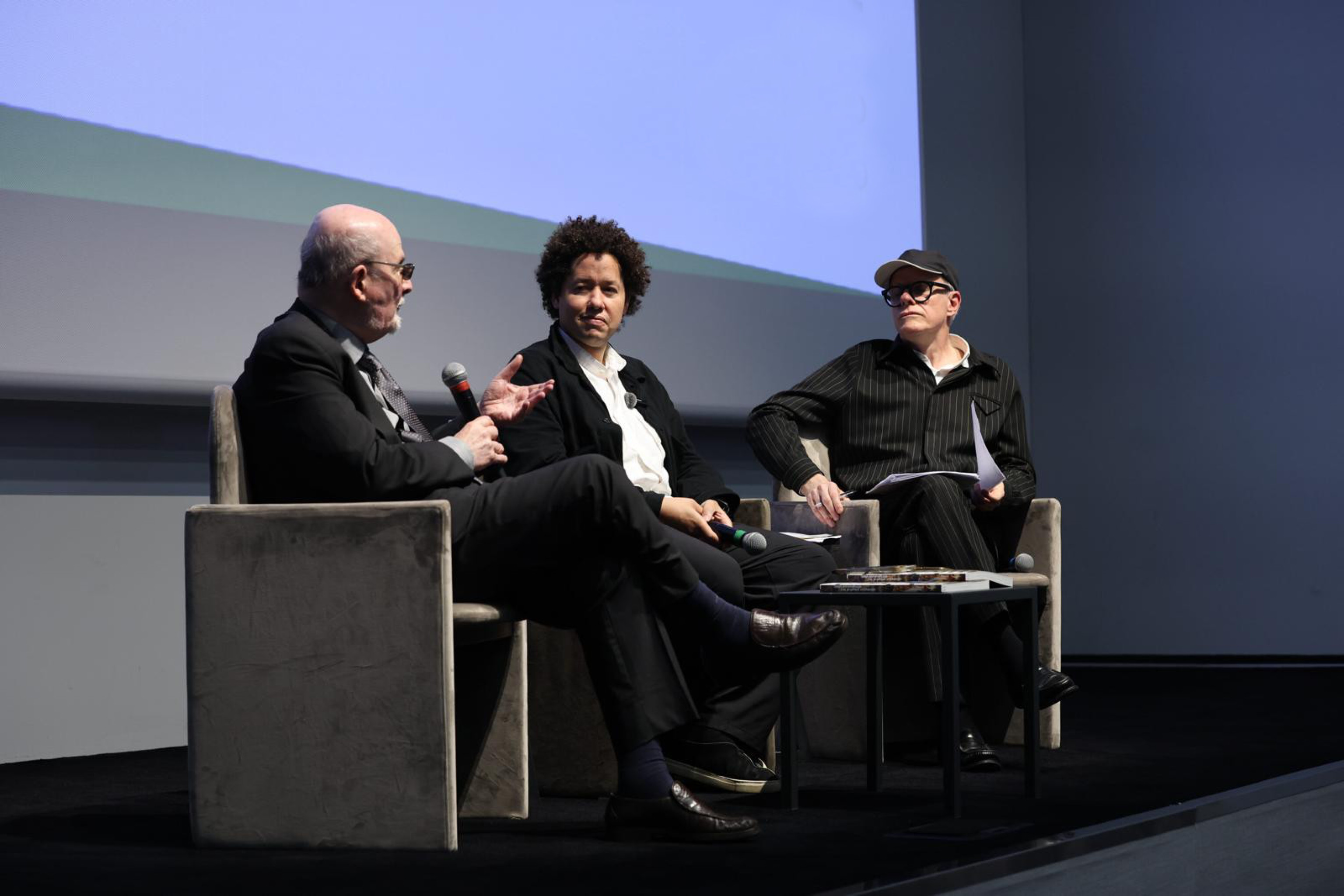 Salman Rushdie a Venezia in dialogo con l'artista Michael Armitage