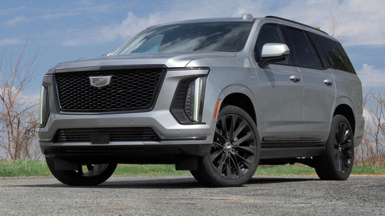4 things I couldn't ignore while driving Cadillac's Escalade (which is ...