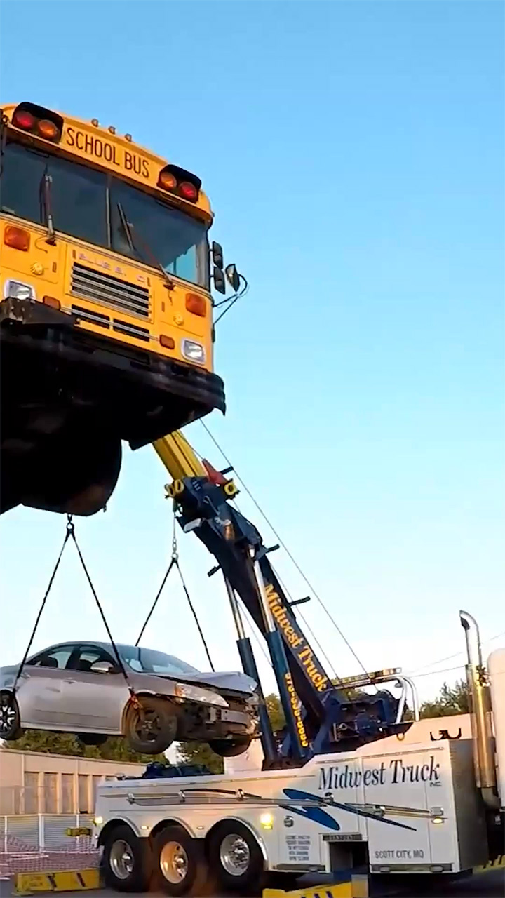 School bus recovery operation