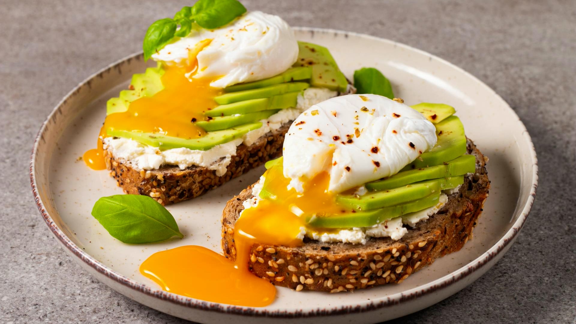 Try pairing these foods to stay full for longer