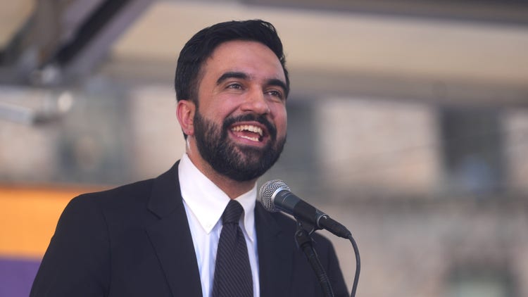 Can Twitch make City Hall more accessible, chat? Zohran Mamdani is ...