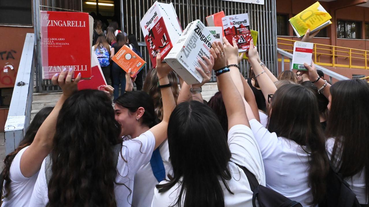 Maturità, via al toto-tracce: ecco gli autori e gli argomenti più quotati