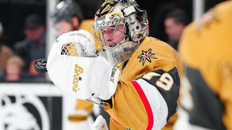 Carter Hart's minor cramping explained after Golden Knights' Game 1 victory