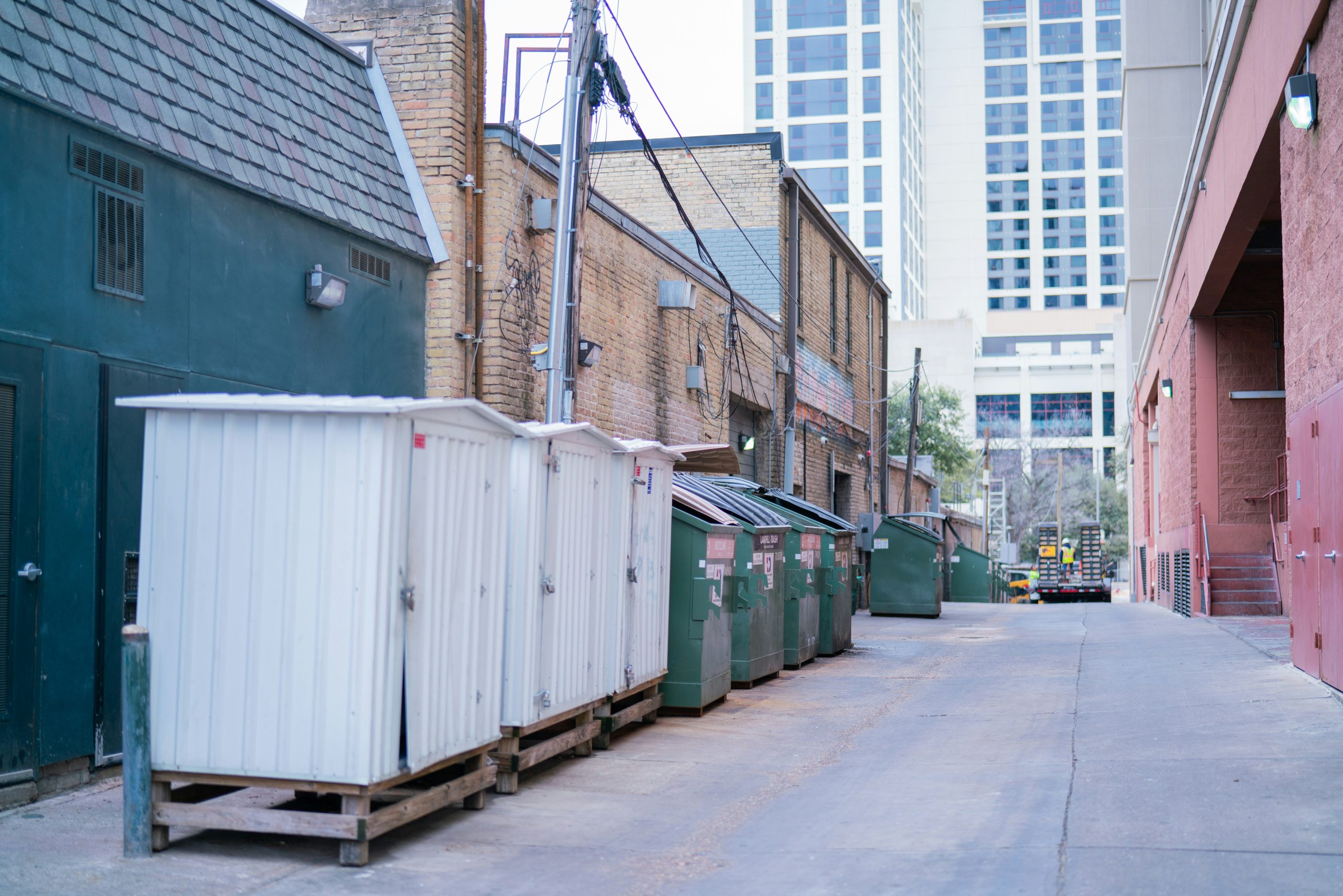 17 items you can find at the dump to flip for $100