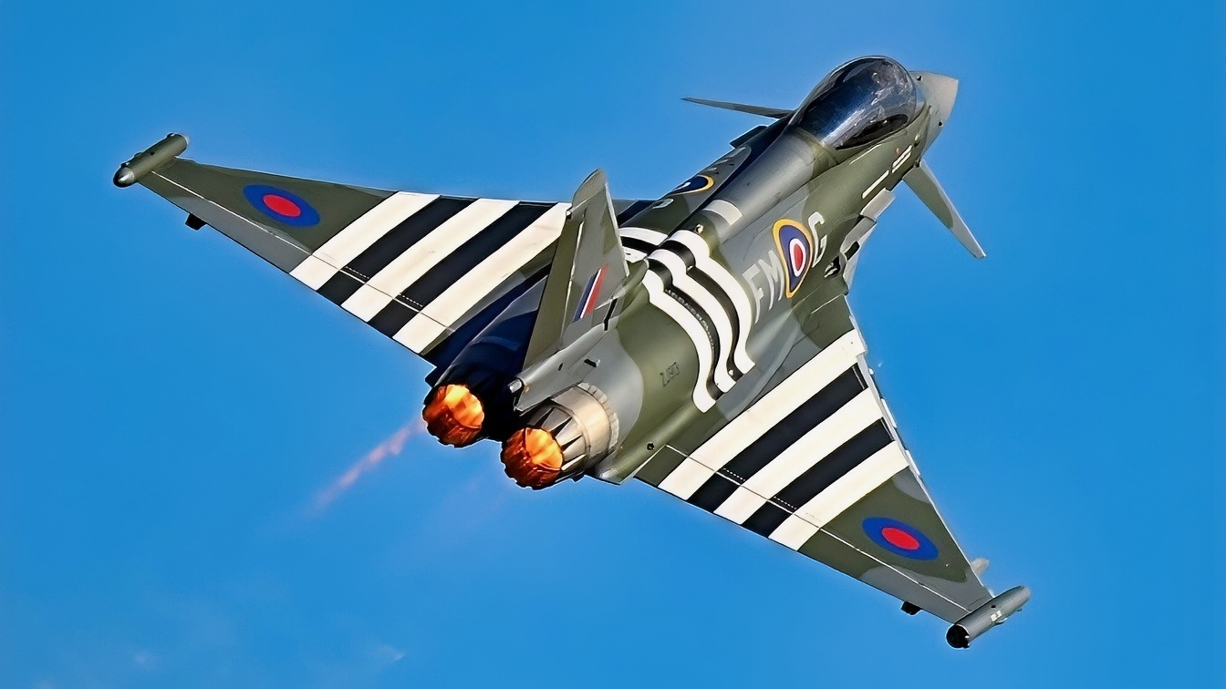 The Eurofighter Typhoon Doesn’t Care About Your F-22 of F-35 Stealth ...