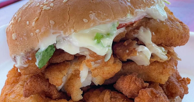 The best fish sandwich in Florida comes from this low-key spot