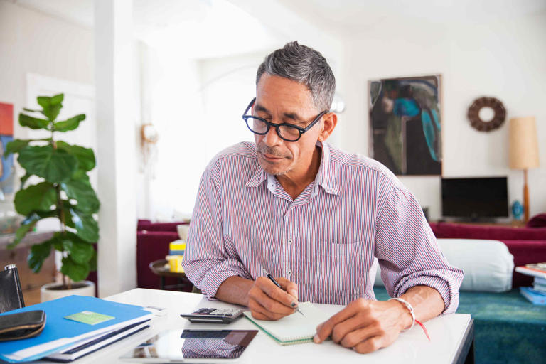 Retirees face financial risks as inflation makes a comeback: What this ...