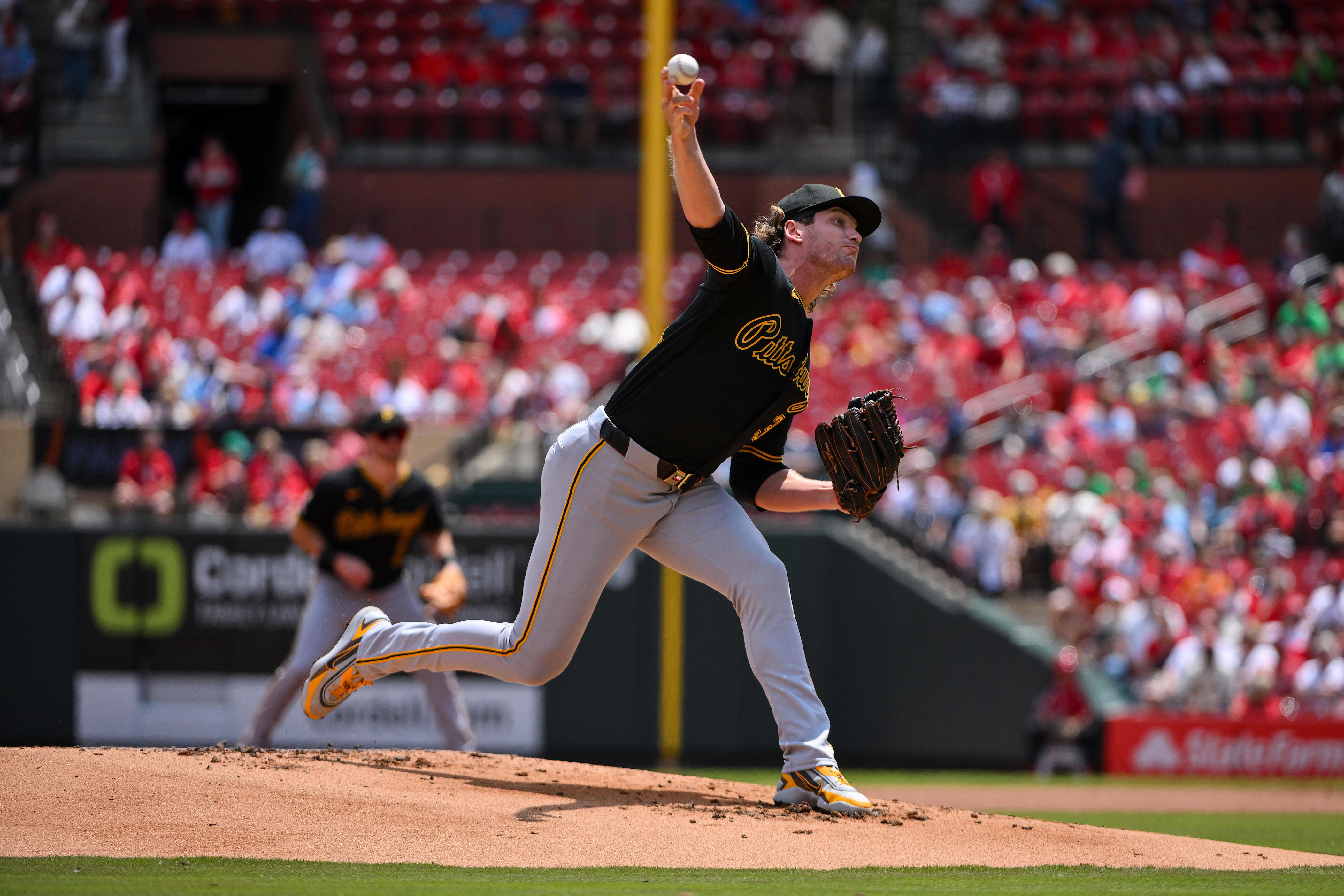 Braxton Ashcraft bedevils Cardinals, who lose to Pirates 6-2