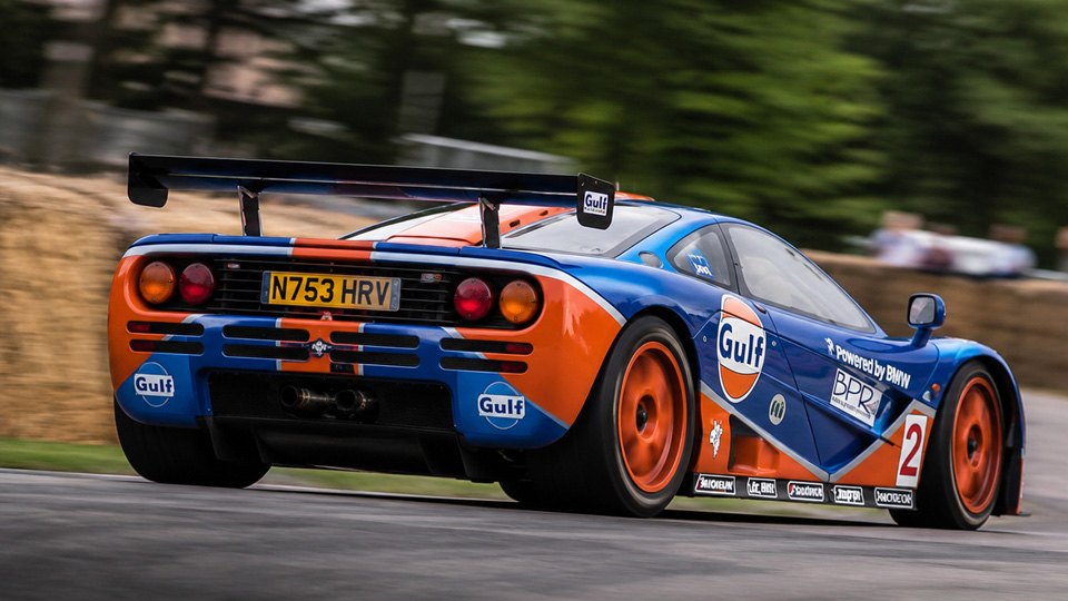 What does the Gulf McLaren F1 GTR V12 sound like at 9,000 RPM?