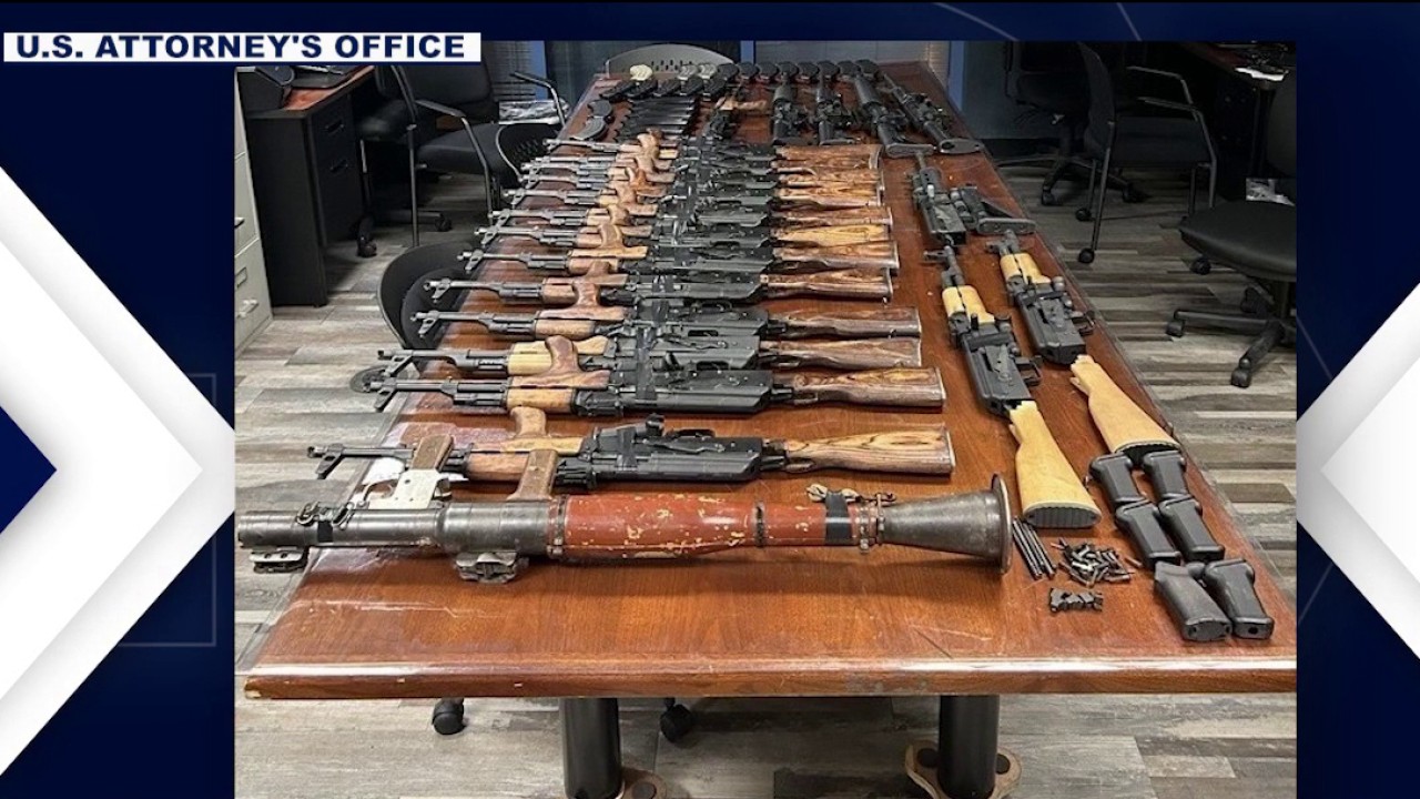 AZ woman accused of trying to smuggle guns into Mexico