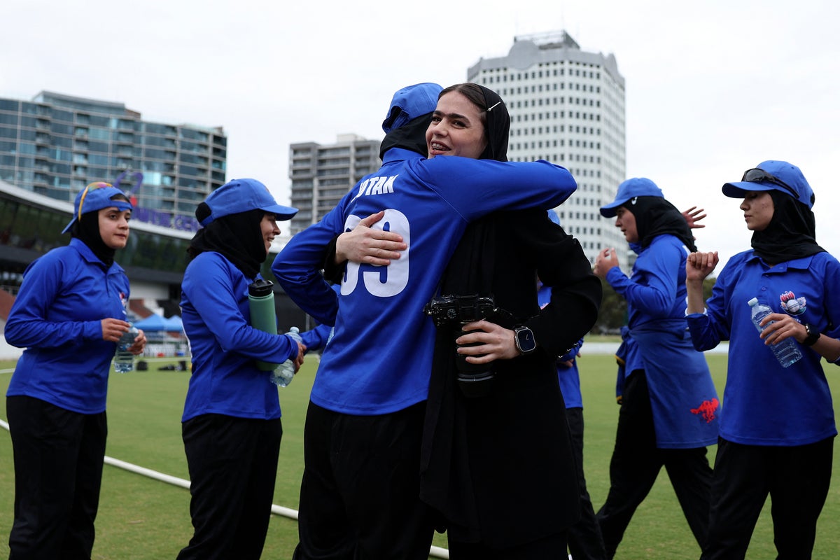 Afghan women’s refugee team to tour England after Taliban exclusion