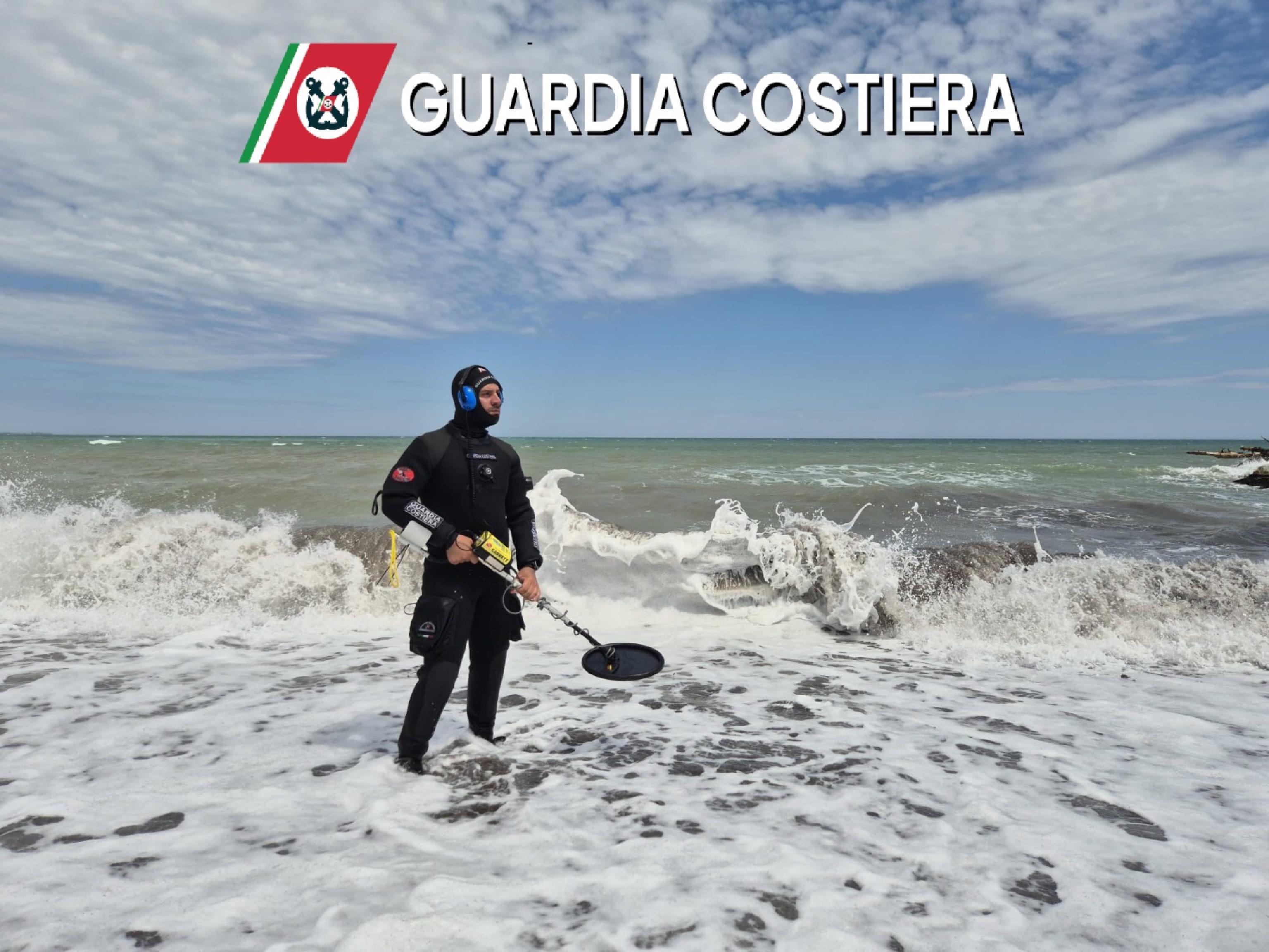 Crollo ponte Trigno, Guardia Costiera ancora alla foce con metal detector