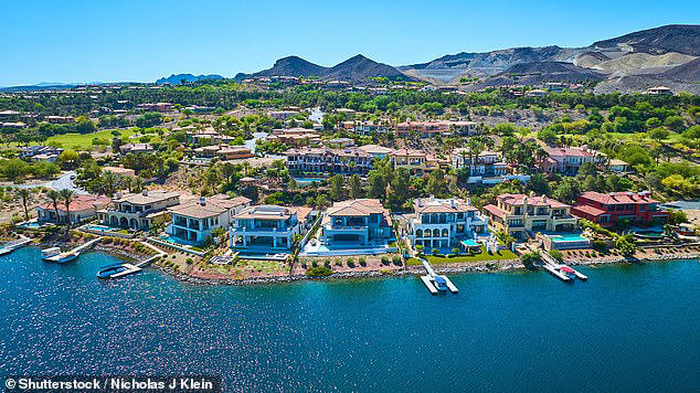 Report: Super-rich flock to Nevada hideout after California exodus