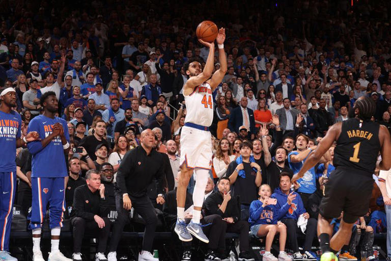Mike Brown makes Landry Shamet vow after legendary bounce helped ...