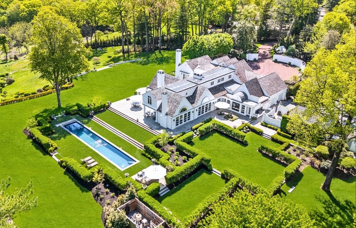 $8.3M Long Island estate was designed by the architect behind 15 ...