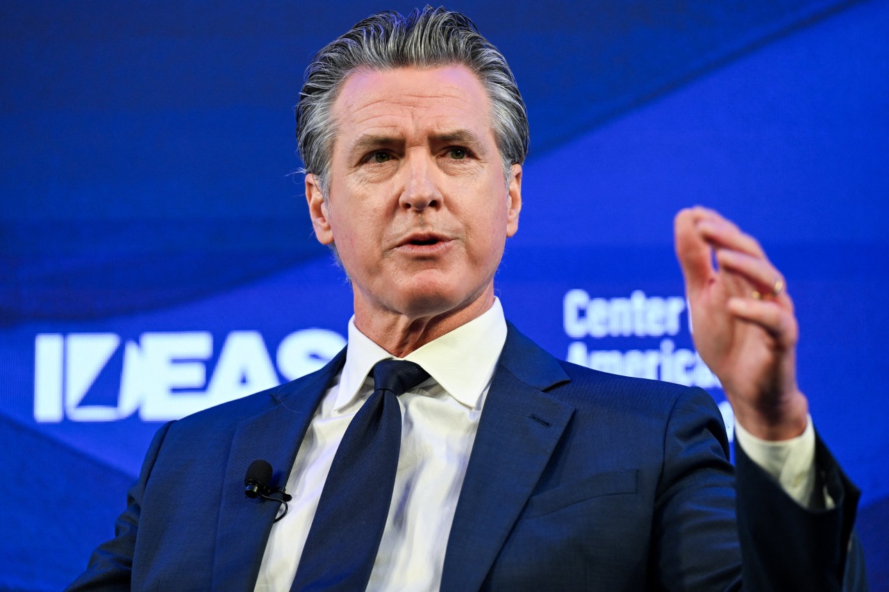 California governor signs order on AI aimed at helping workers