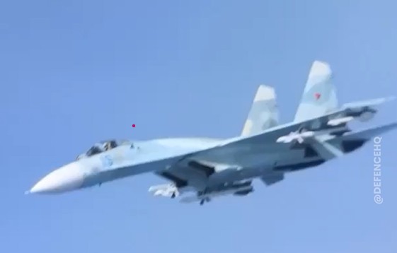 Russian jets came within 6m of RAF spy plane