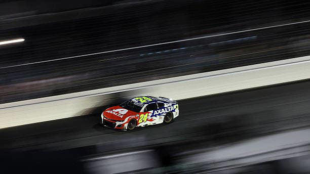 Fantasy NASCAR picks: Sleepers and fades for Charlotte's Coca-Cola 600