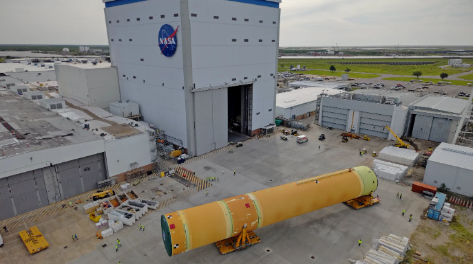 NASA shifts mission focus to lunar docking systems | Artemis III ...