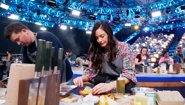 Get a first look at "100 Cooks", Food Network's new series hosted by ...