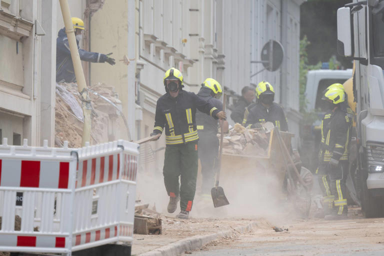 Hauseinsturz in Görlitz: Retter bergen drei Leichen aus Trümmerhaufen
