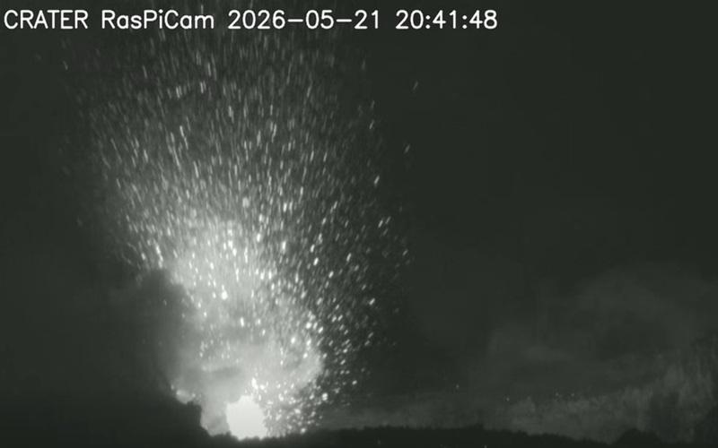 Minor Strombolian activity observed two times at Mayon Volcano crater ...