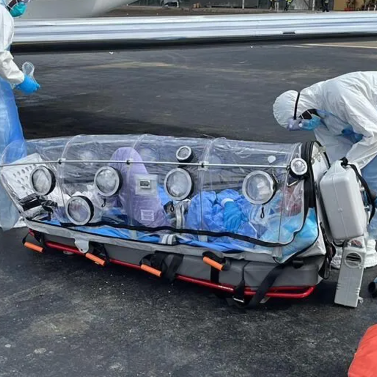 US doctor with Ebola feared he "wasn't going to make it" before evacuation