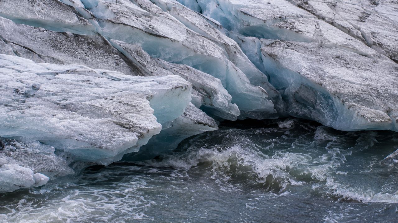 Alaska glacier alerts heighten concerns over West Coast earthquakes