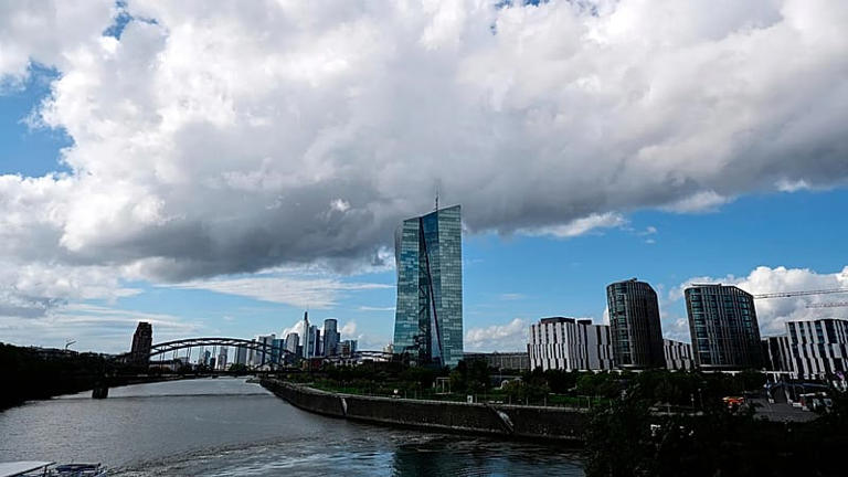 Recession warning? Eurozone activity hits lowest level in over two and ...