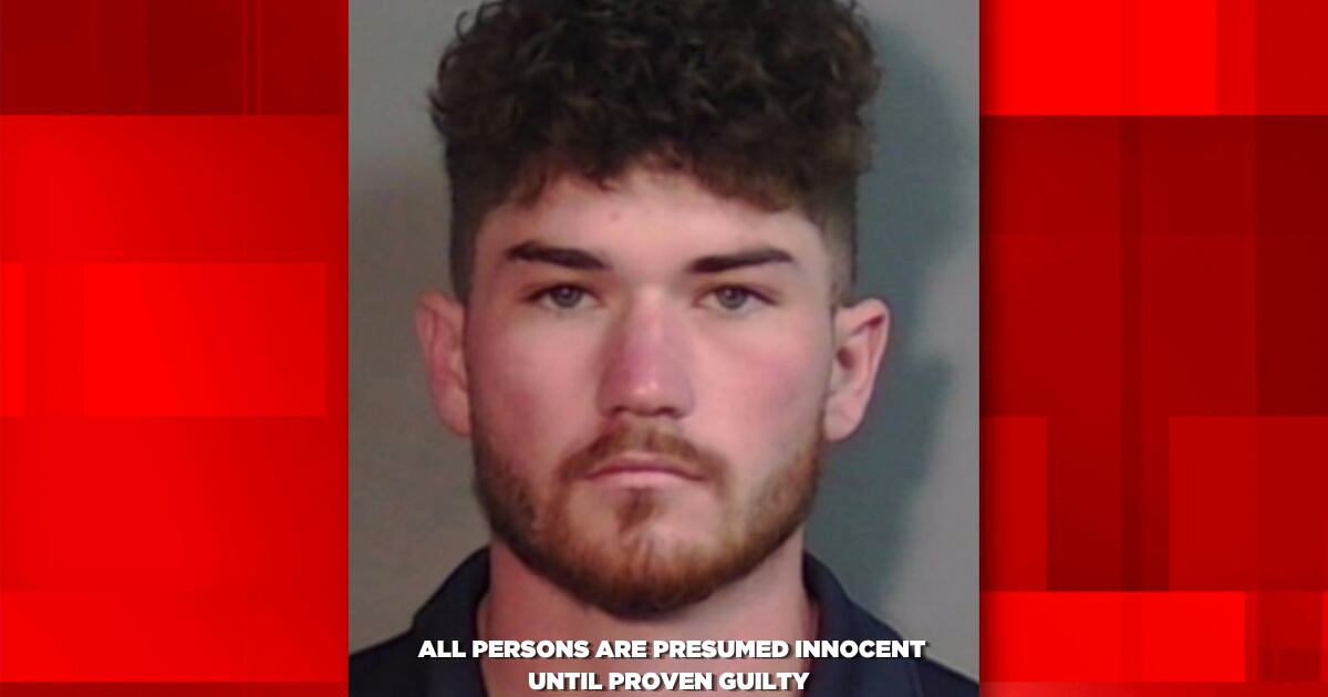 Man arrested for allegedly choking teen outside downtown Shreveport bar