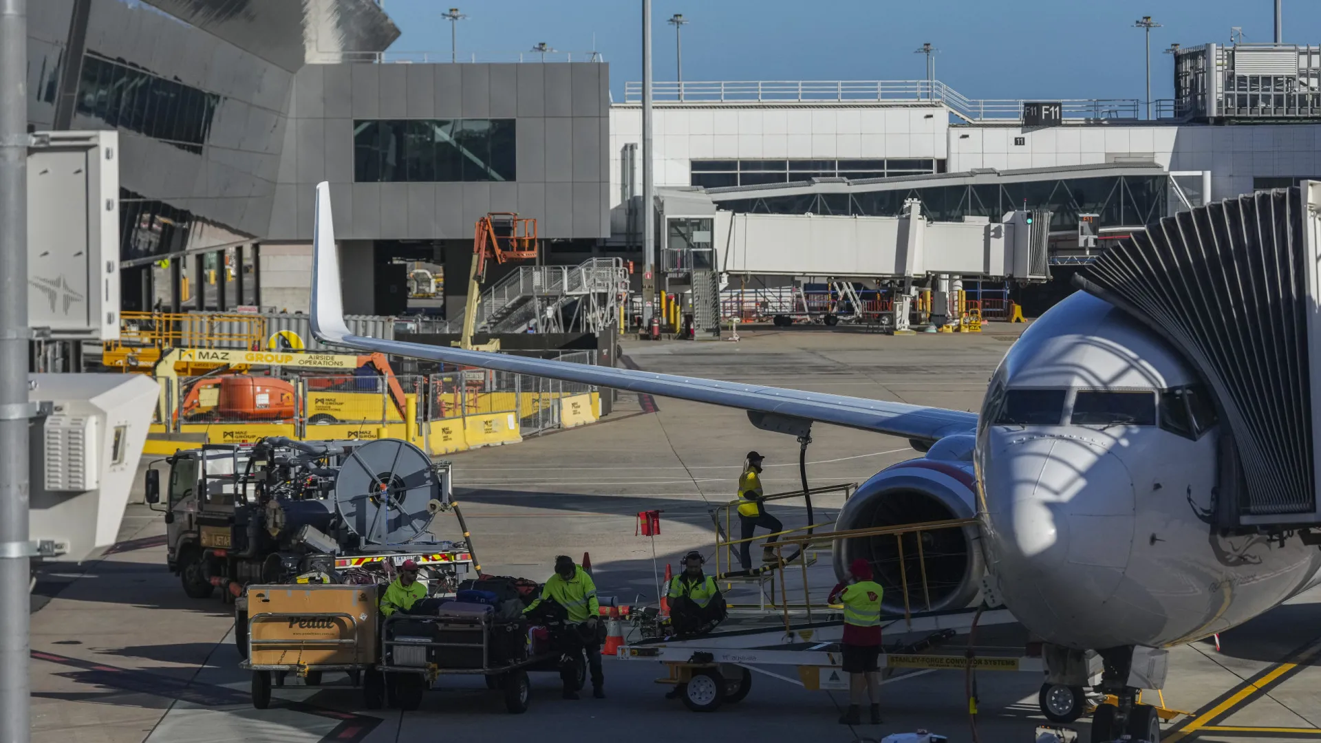 Aparelho de depilação a laser causa alerta em aeroporto australiano