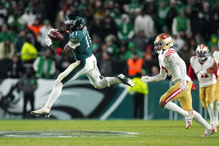 Adam Schefter throws cold water on latest AJ Brown rumor as potential ...